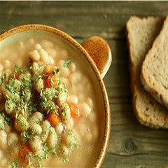 White Beans Soup, Sopa de Habichuelas Blancas Recipe – www.ElColmado.com